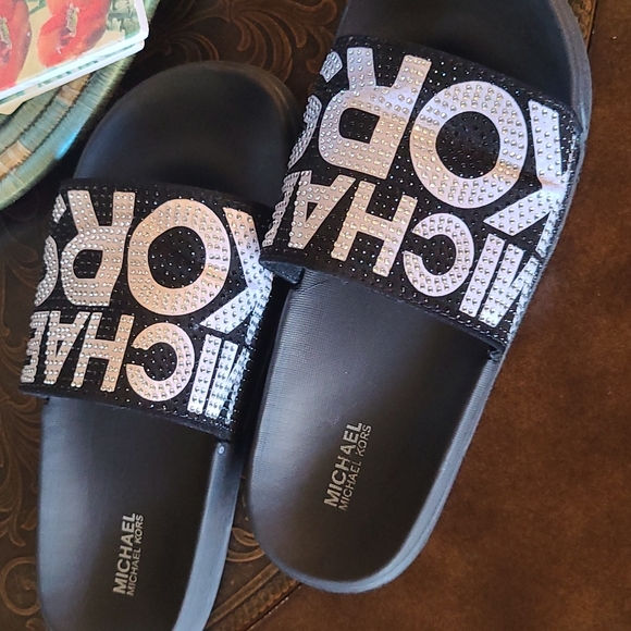 Michael Kors | Shoes | Mk Slider For Women Size 6 | Poshmark